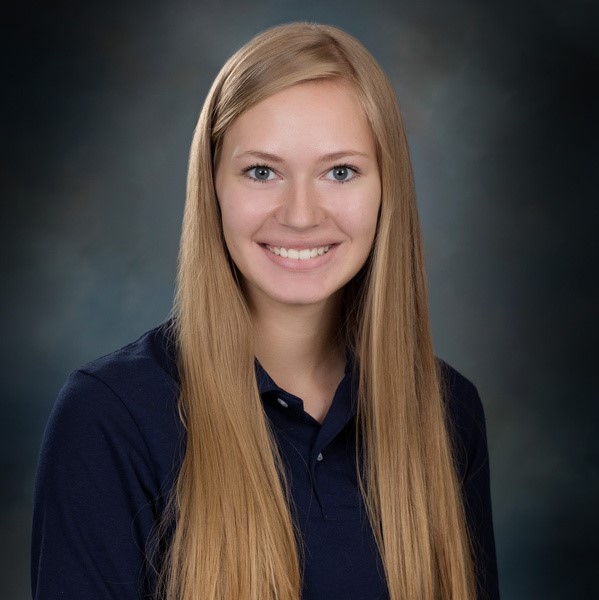 SOTW 10-19 Emily Ess | Mater Dei Catholic High School - Breese, IL